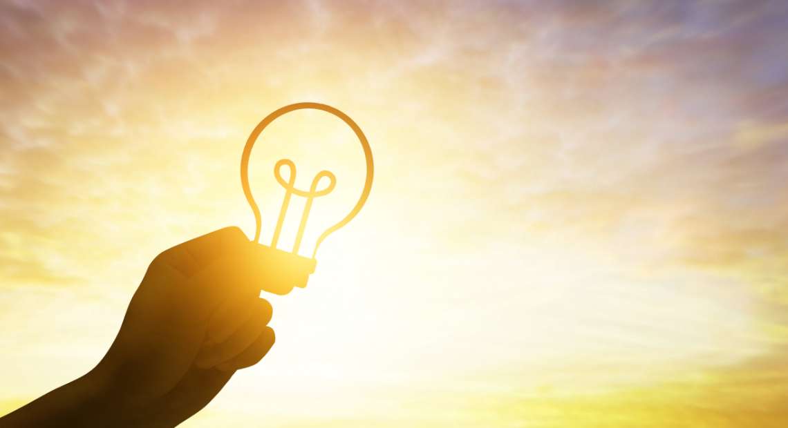 Top 7 Reasons to Use Solar-Powered Real Estate Sign Lights | Find Out ...