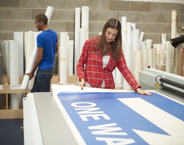 Real Estate Sign Size Guide | Learn About Real Estate Sign Dimensions ...